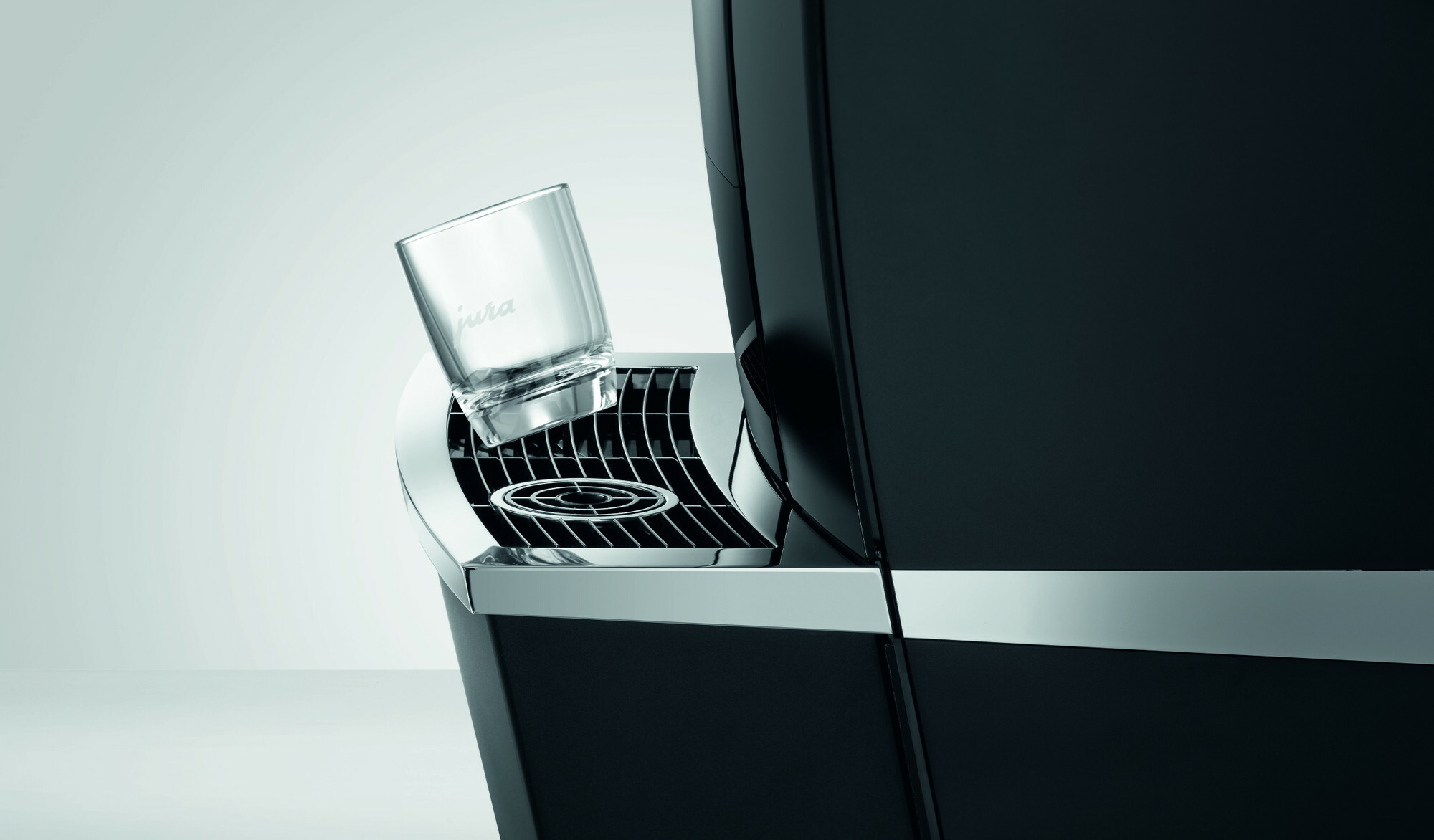 JURA GIGA X8 Aluminium Schwarz Kaffeevollautomat | Gastrodax®